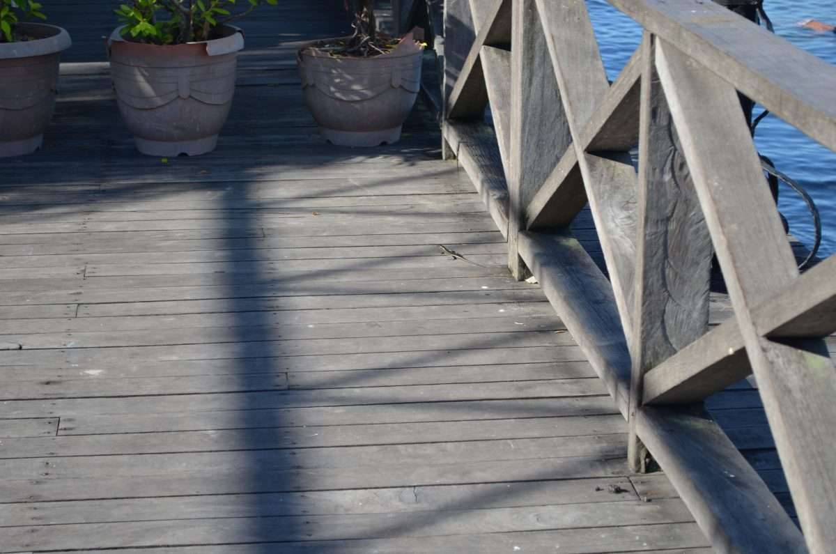 Top 8 - Finding Your Deck's Best Stain Color: Advice and Ideas